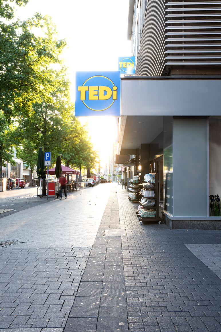 Willkommen im Downloadcenter der TEDi GmbH & Co. KG: TEDi